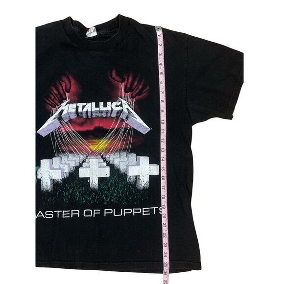 all style | Shirts | Vintage Metallica Master Of Puppets Tshirt 994 Giant Label Large Grc | Poshmark